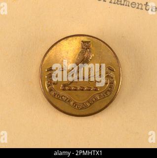 Hewitt Family Crest and Motto Button, late 19th century Stock Photo - Alamy