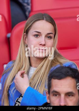 Giulia GWINN, FCB Women Nr. 7 Constantin Frommann, boyfriend of Giulia ...