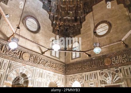 Inside the mausoleum of Sultan Hasan at Mosque-Madrasa of Sultan Hasan ...