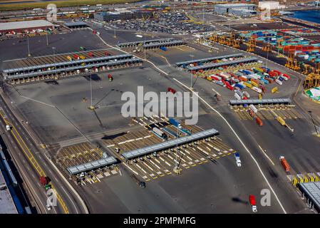 Container Shipping Inspection Gates, Port Newark, NJ Stock Photo - Alamy