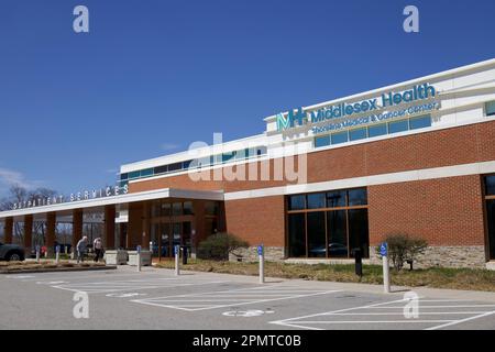Entrance for Outpatient Services at Middlesex Health Shoreline Medical ...