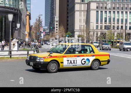 Shinjuku Tokyo April 2023, Toyota JPN black hybrid electric taxi cab ...