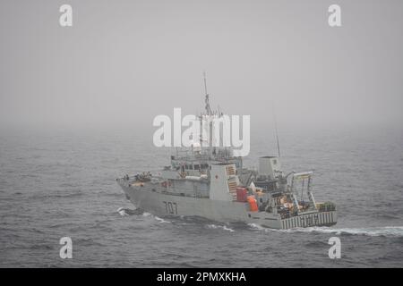 The RCN's Maritime Coastal Patrol Vessel (MCDV) HMCS Goose Bay passing ...