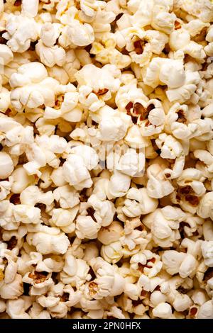Popcorn seamless pattern. Pop corn on white and black backgrounds Stock ...