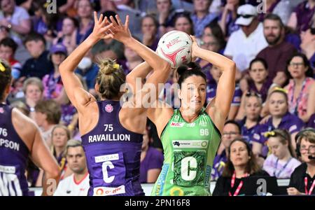 Verity Simmons (right) of the Fever takes on Kim Ravaillion of the ...