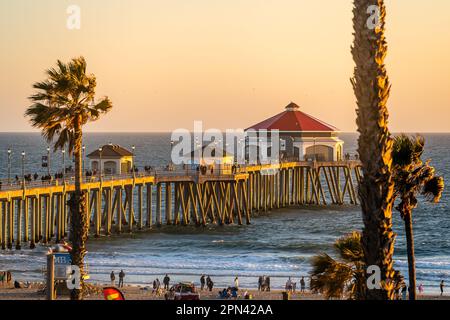 Sunset at Huntington State Beach, California, USA Stock Photo - Alamy