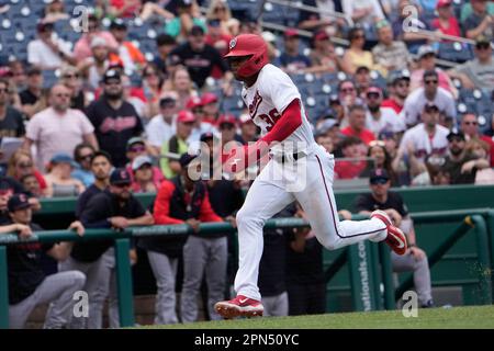 Washington Nationals left fielder Stone Garrett (36) bats during a ...
