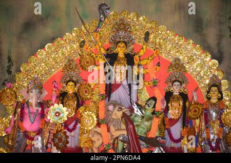 durga idol image, Clay Durga Goddess pic,durga ji ki murti,maa durga ...