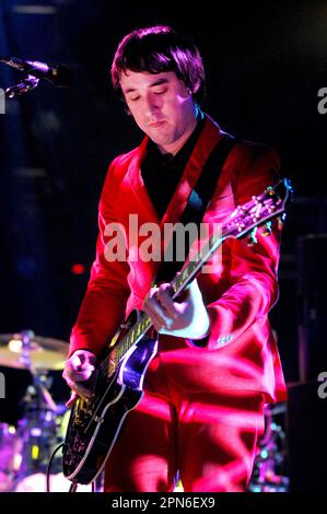 Milan Italy 02/02/2008: Jeff Schroeder guitarist of the Smashing ...