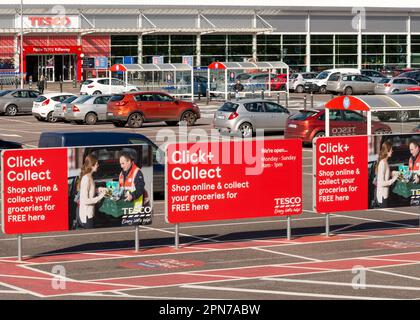 Tesco Click and Collect collecting point at Tesco supermarket ...