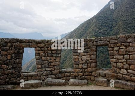 The ruins of Wiñaywayna, Cusco Department, Peru Stock Photo - Alamy