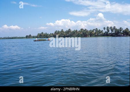 The scenic backwaters of Kerala comprise a serene stretch of lakes ...