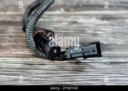 Crankshaft position sensor, A crank sensor (CKP), an electronic device ...