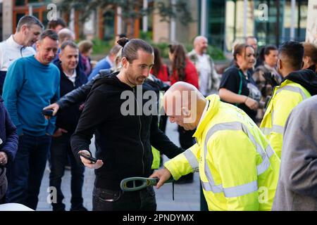 Extra Security as spectators arrive for the evening session on day four ...