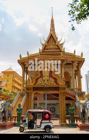 The Preah Putt Mean Bon Pagoda, Phnom Penh, Cambodia Stock Photo - Alamy