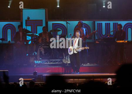 David Paton of Pilot performing at the Countdown Spectacular in the ...