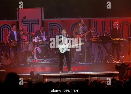David Paton of Pilot performing at the Countdown Spectacular in the ...