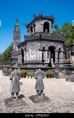 Vietnam: Emperor Khai Dinh (8 October 1885 - 6 November 1925), 12th ...