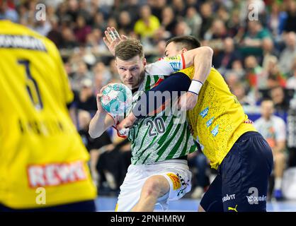 from left: Jannik Kohlbacher (RNL, 80), Lukas Stutzke (Die Recken, 39 ...