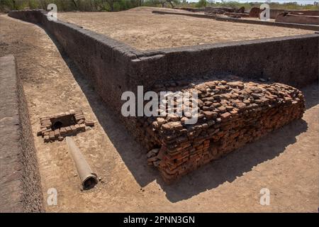 Lothal, southernmost site of the ancient Indus Valley civilisation, Gujarat, India, Asia Stock ...
