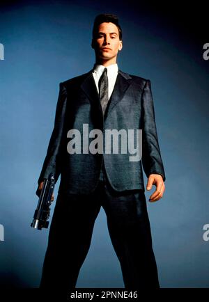 KEANU REEVES in JOHNNY MNEMONIC (1995), directed by ROBERT LONGO ...