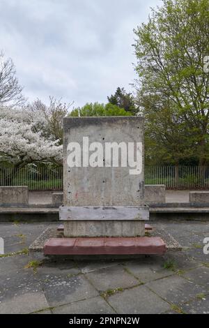 Crystal Palace Park Concrete Seating known as Stone Penge, South London ...