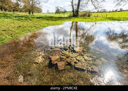 Thames Head (the source of the River Thames), near Kemble, Cotswolds ...