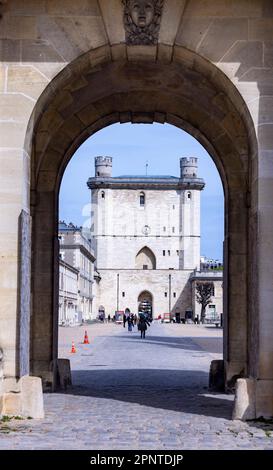 18th century archway, Château de Vincennes , Paris, France Stock Photo ...