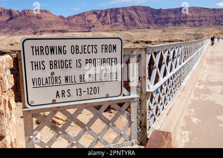 Several warning signs on the Navajo Bridge in northern Arizona Stock ...