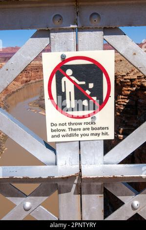Warning sign on the Navajo Bridge, Arizona Stock Photo - Alamy
