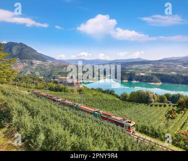 Fabulous View of the Cles Castel, the Santa Giustina Lake and lots of ...