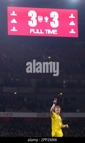Aaron Ramsdale #1 of Arsenal salutes the fans at the end of the Premier ...