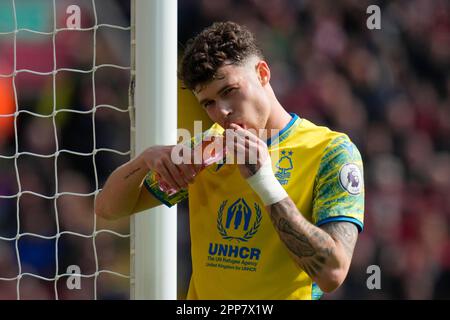 Neco Williams of Nottingham Forest takes a throw-in during the ...