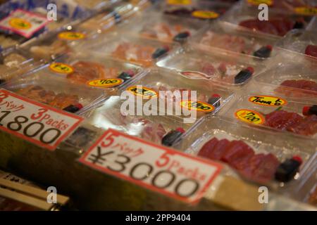 Seafood display at Osaka Market, Japan Stock Photo - Alamy