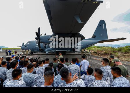 Subic Bay, Bataan, The Philippines. 23rd Apr, 2023. Filipino soldiers ...