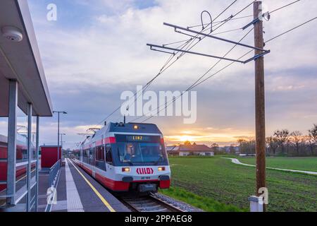 Fraham: local train of Linzer Lokalbahn (LILO) at station Fraham in ...