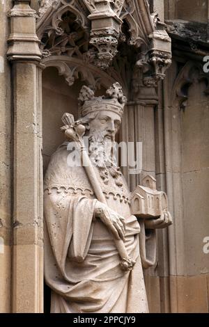 Exterior of Gloucester Cathedral. Statue of King Osric, made by J.F ...