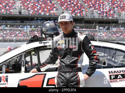 TALLADEGA, AL - APRIL 22: Andy Petree, Vice President of Competition ...