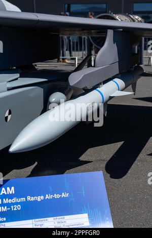 An advanced medium range air-to-air missile (AMRAAM) after its launch ...