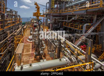 Production deck onboard offshore oil platform Stock Photo - Alamy
