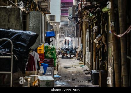 Hong Kong Skyscraper Alley Back Stock Photo - Alamy