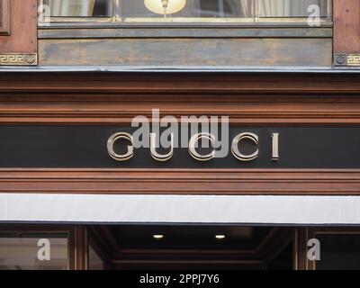 Gucci shopfront sign in Vienna Stock Photo - Alamy