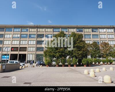 Lingotto Fiat car factory circa 1919 in Turin Stock Photo - Alamy