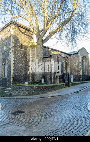 Architecture in the old town of Norwick, UK Stock Photo - Alamy