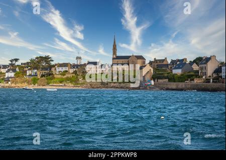 View of the famous and small Batz island Stock Photo - Alamy