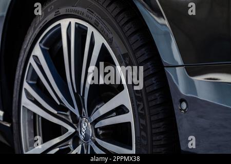 Close up view of a wheel with the audi symbol and its rubber tyre Stock ...