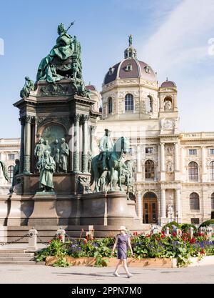 Maria Theresien Platz square in Vienna architecture, capital of Austria ...
