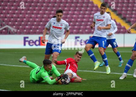 GENEVA - (lr) Ante Kavelj of Hajduk Split, Ro-Zangelo Daal of AZ during the UEFA Youth League ...