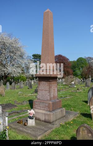The Alice Ayres Memorial in Isleworth Cemetery, Isleworth, London, UK ...