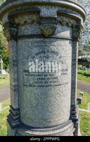 Memorial to Thomas Pears, a victim of the Titanic sinking in 1912 in ...